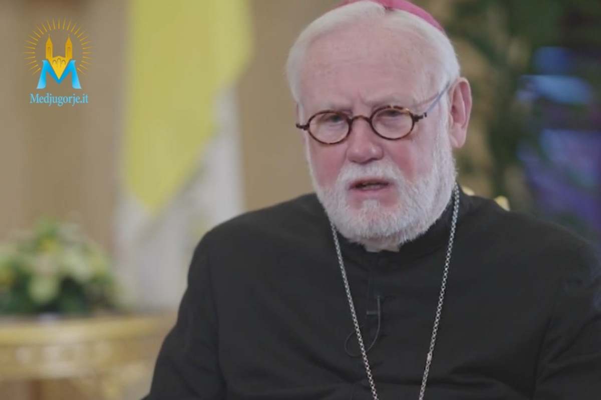 Mons. Gallagher: "Maternità surrogata è deprecabile, va abolita a ...